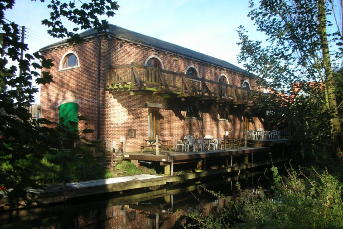 Wedding Venue in Sudbury, The Granary | UKbride