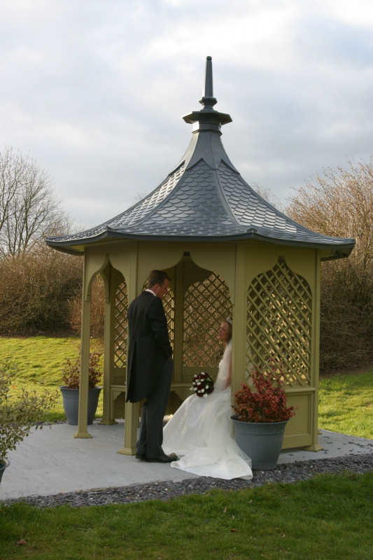 Wedding Venue in Basingstoke, The Apollo Hotel | UKbride