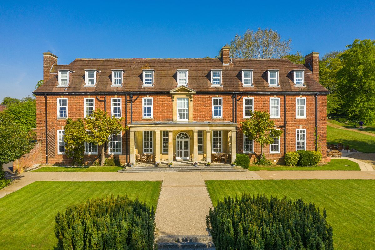 Wedding Venue in Lutterworth, Catthorpe Manor Estate | UKbride