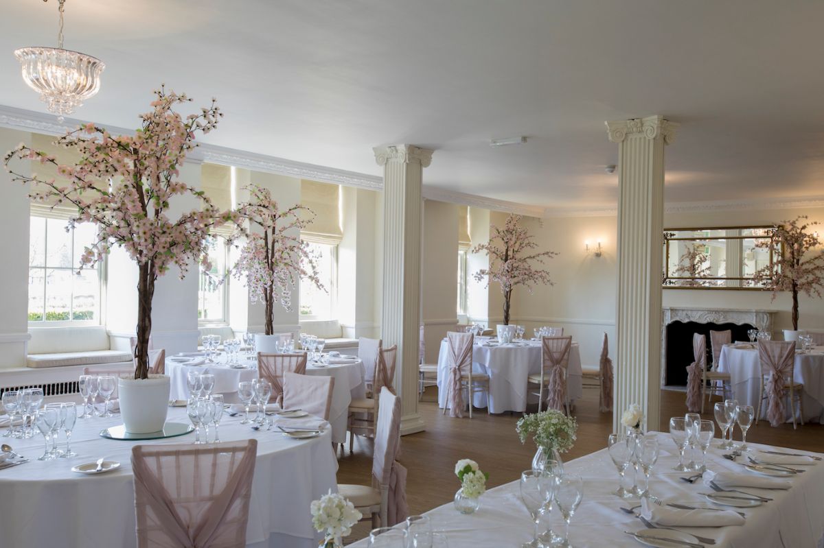 Wedding Venue in Quendon, Parklands, Quendon Hall | UKbride