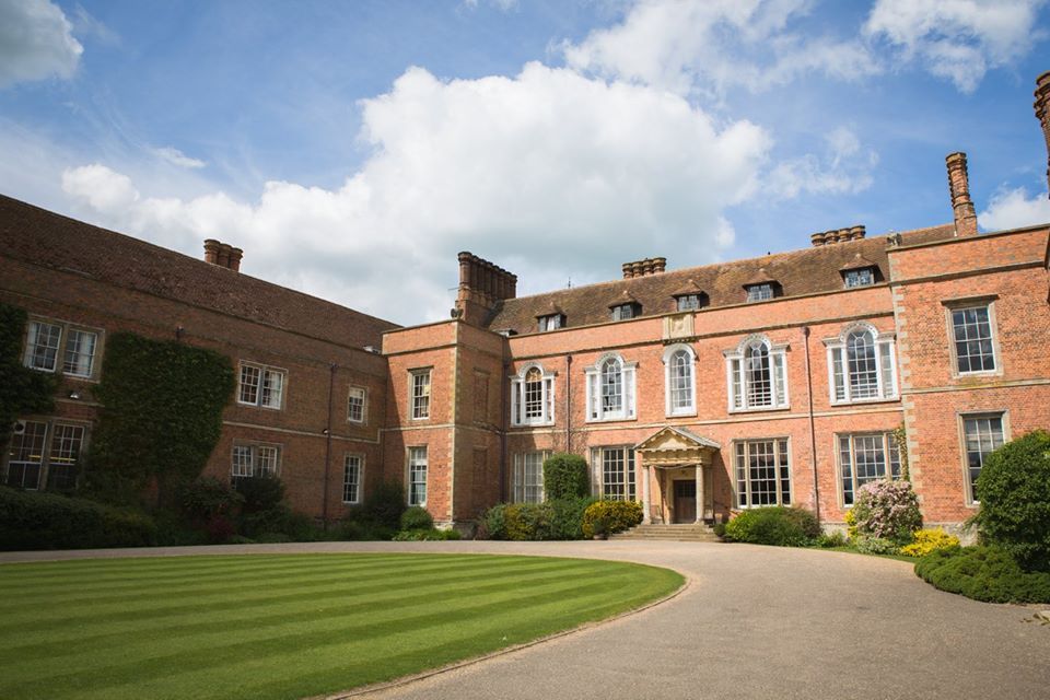Wedding Venue in Aylesbury, Dorton House, Buckinghamshire | UKbride