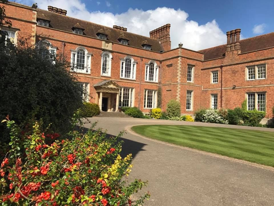 Wedding Venue in Aylesbury, Dorton House, Buckinghamshire | UKbride