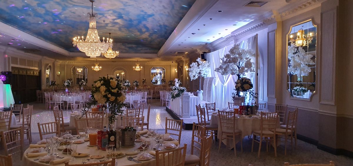 Wedding Venue in London, Regency Banqueting Suite | UKbride