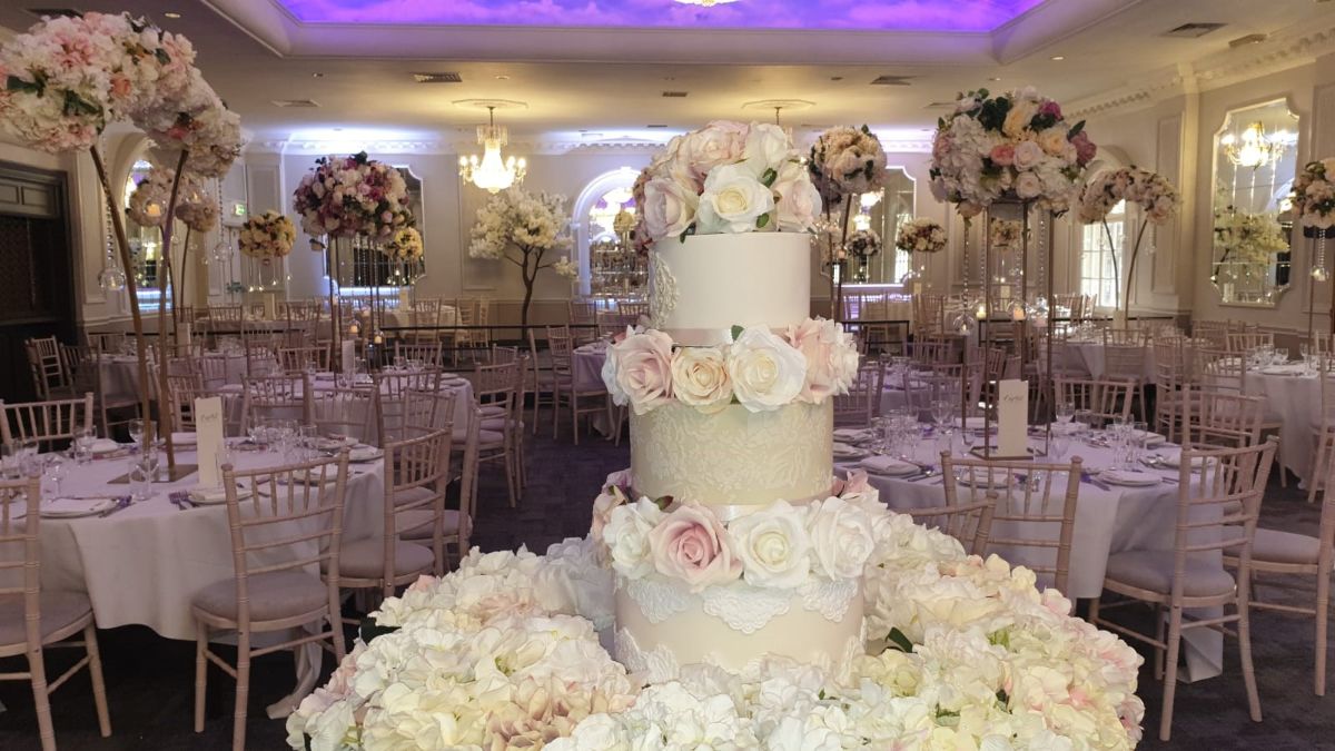 Wedding Venue in London, Regency Banqueting Suite | UKbride