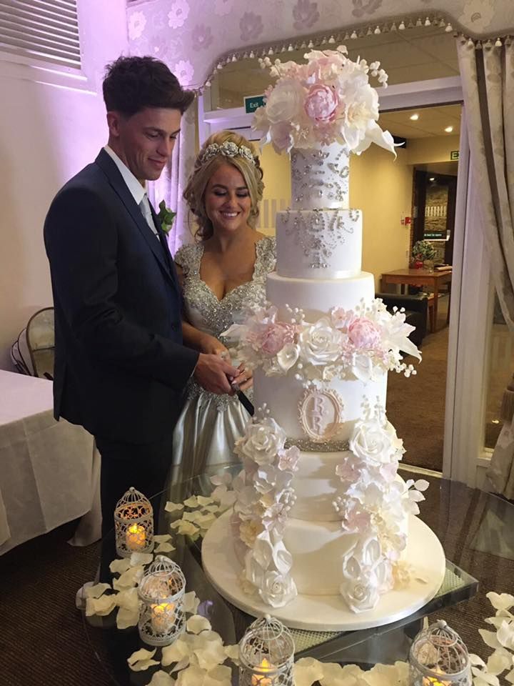 Elite Cake Designs Ltd | Wedding Cakes & Favours in Solihull