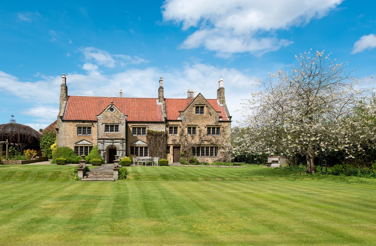 Wedding Venue in York, Crayke Manor | UKbride