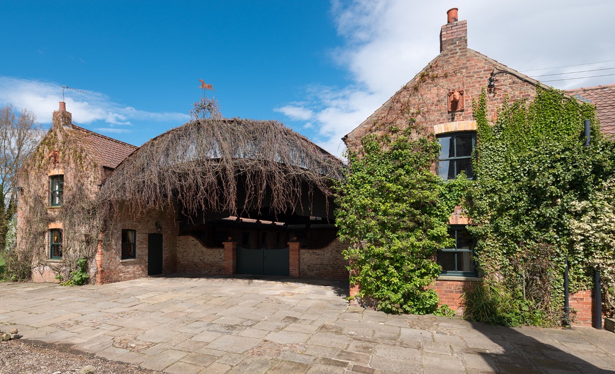 Wedding Venue in York, Crayke Manor | UKbride