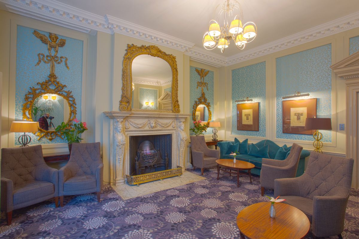 Wedding Venue in Windsor, The Sir Christopher Wren Hotel | UKbride