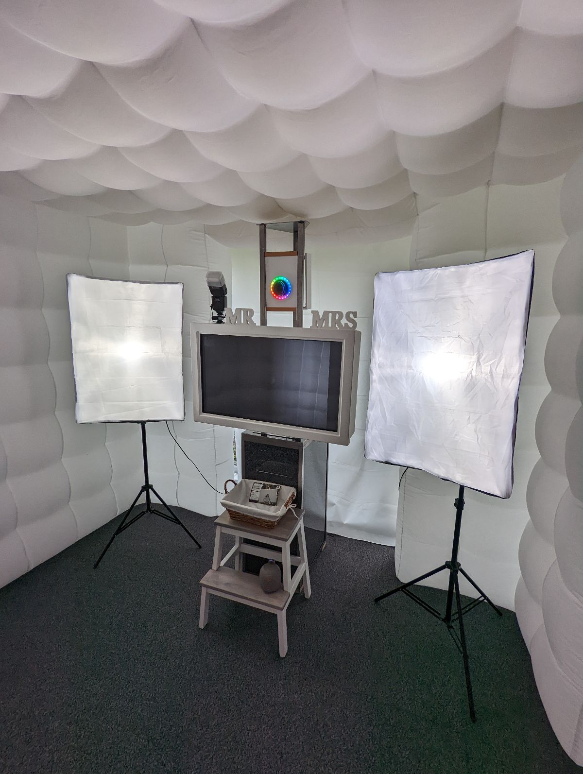 PixelBot - Photo Booth Services | Photo Booth in Royston