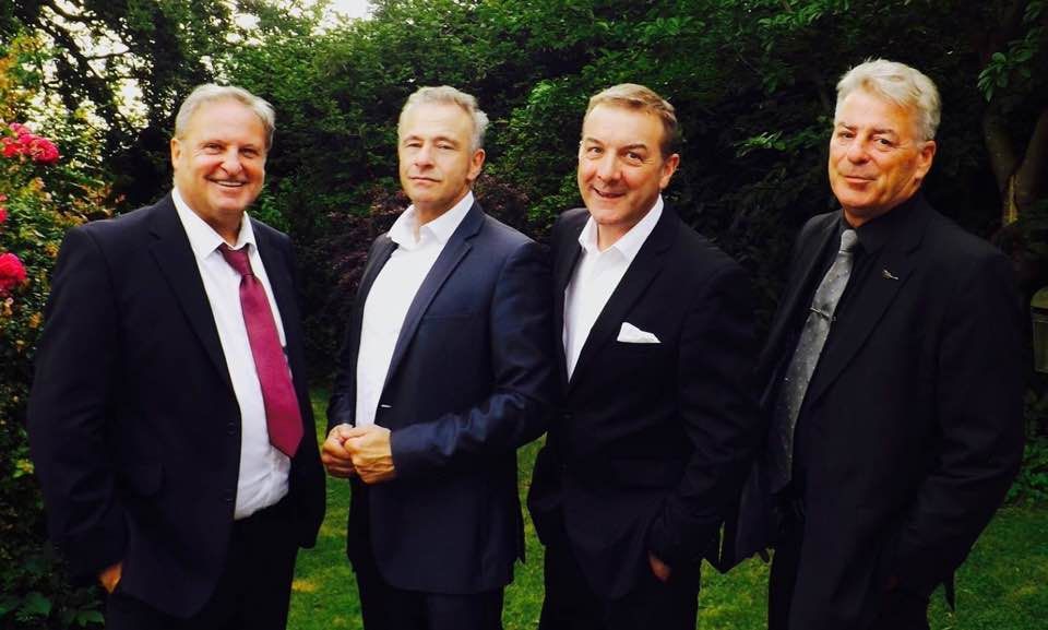 Roger Bird | Wedding Bands / Wedding Entertainment in Nottingham